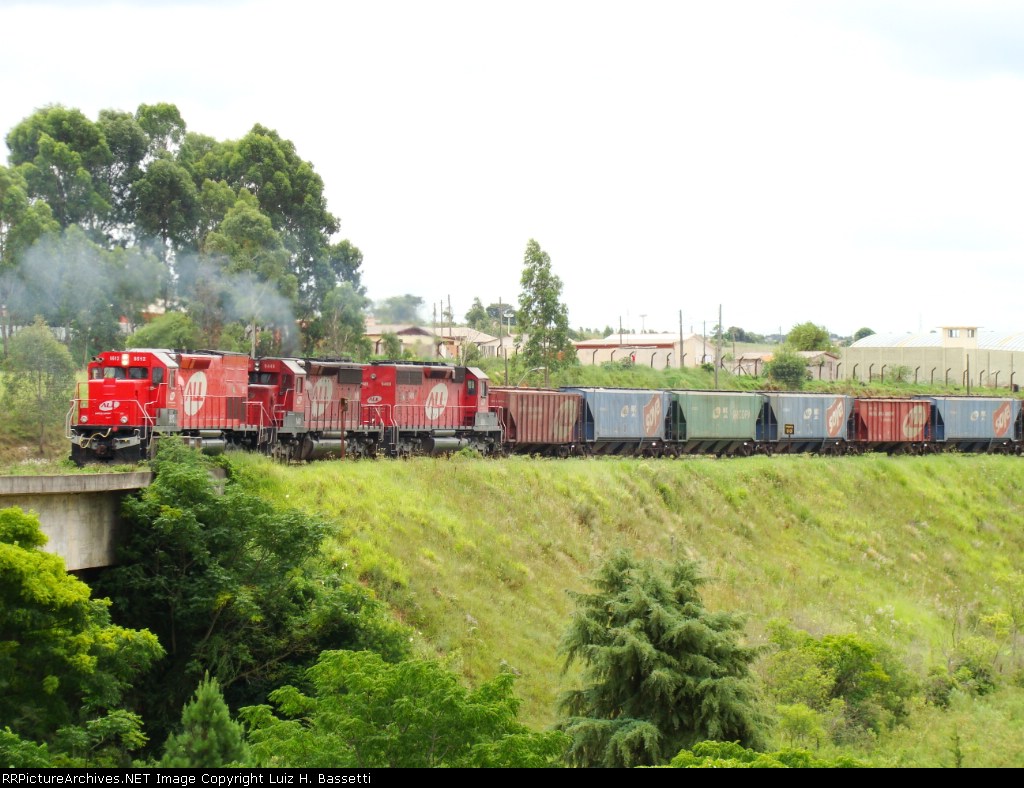 SD40-T2 9512/EX-HLCX 6131